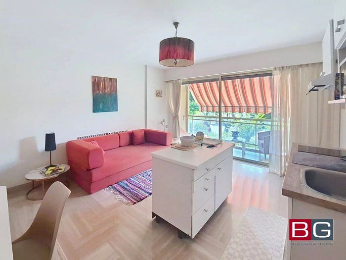 Le Puy, Antibes - Appartement 2 pièces à louer