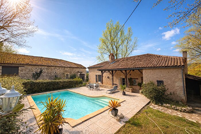 Maison à vendre - Auradou - 5 pièces - 4 chambres