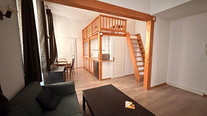 Centre Ville, Chambéry - Appartement 1 pièce à louer