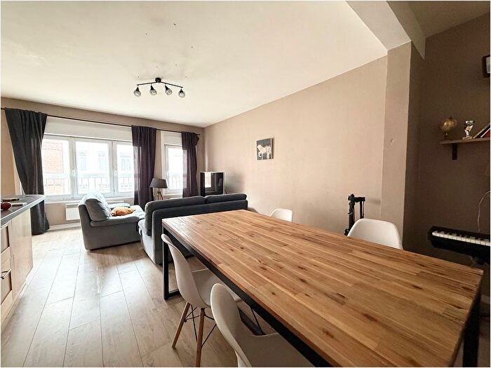 Appartement 3 pièces à Lille, Wazemmes, à louer