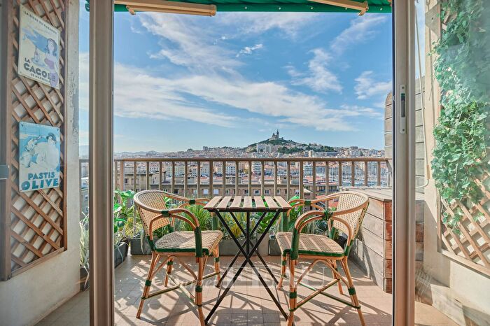 Marseille 2ème, Hôtel de ville : Appartement 3 pièces à vendre