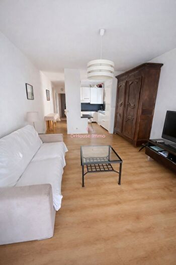 Appartement à vendre - Menton, Hôtel de Ville, Vieille Ville, Musée, Madone, Carnolès - 2 pièces - 1 chambre