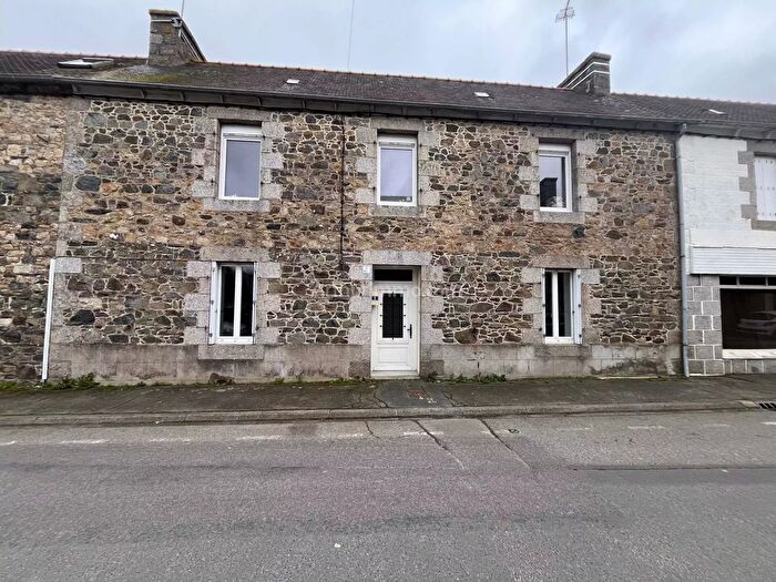 Maison à louer - Squiffiec - 4 pièces - 4 chambres