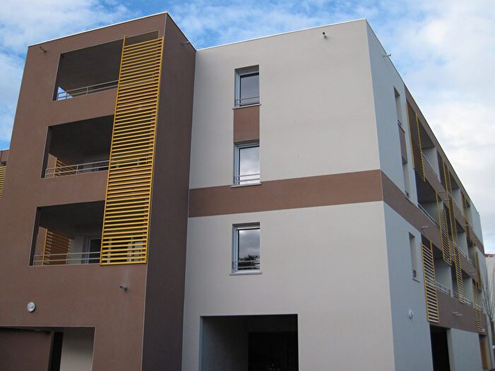 Appartement 2 pièces à louer à Saint-Cyprien, Village, Zone d'Activité