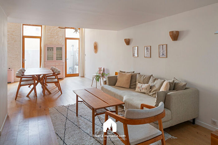 Maison 5 pièces à louer à Marseille 2ème, Grands Carmes