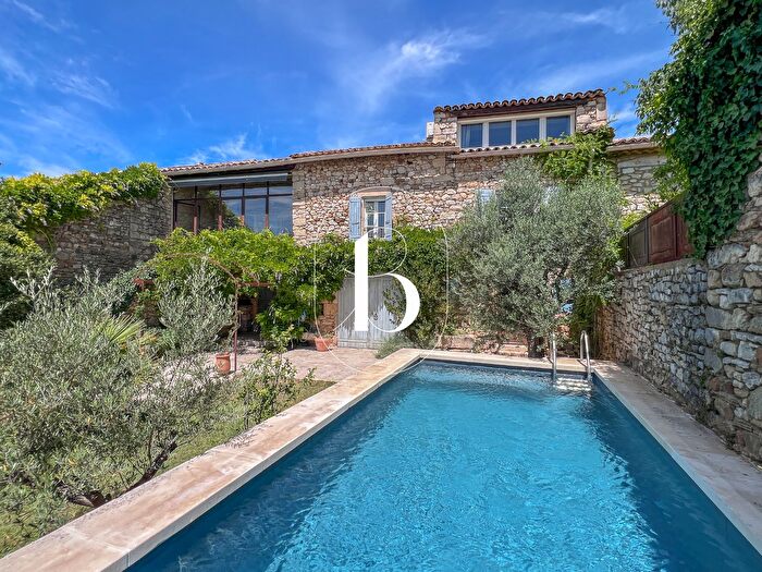 Maison 8 pièces à vendre à Goudargues
