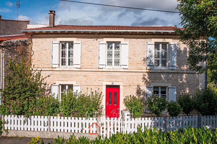 Maison 7 pièces à Niort, Saint-Liguaire, à vendre