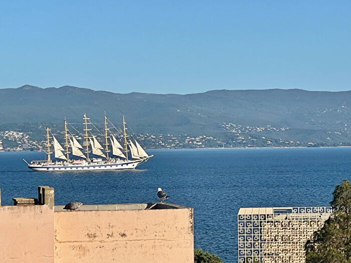 Appartement 3 pièces à vendre à Ajaccio