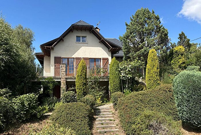 Maison 8 pièces à vendre à Rieupeyroux