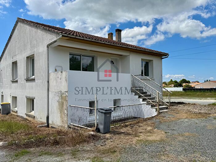 Saint-Agnant - Maison 8 pièces à vendre