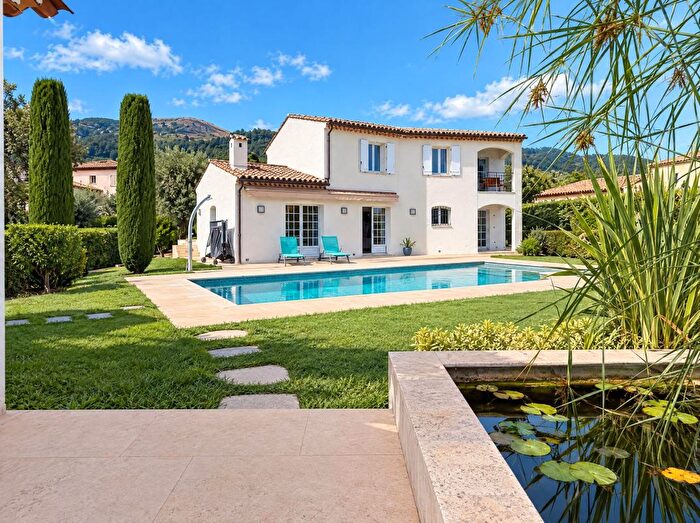 Maison 5 pièces à vendre - Vence, La Sine, La Plus Basse Sine