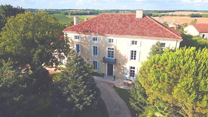 Maison à vendre - Condom - 14 pièces - 8 chambres