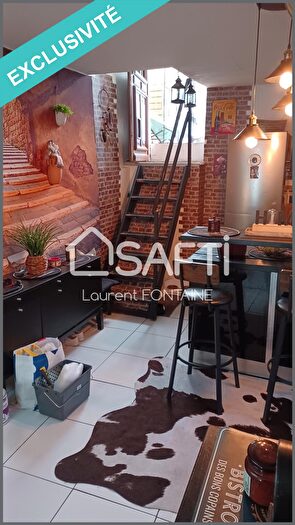 Maisons à vendre et appartements à louer - 1