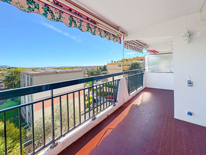 Appartement à vendre - Mandelieu-la-Napoule, Capitou - 4 pièces - 3 chambres