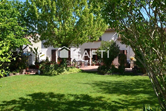 Secondigné-sur-Belle : Maison 5 pièces à vendre