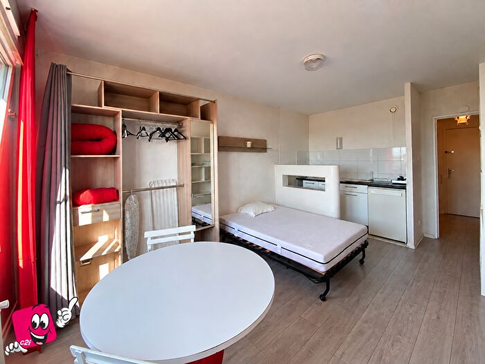 Appartement 1 pièce à Metz, Devant les Ponts, à louer