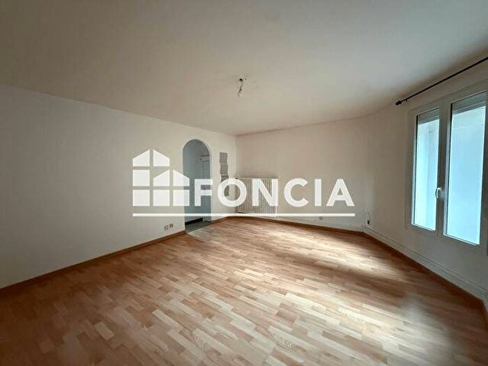 Gare Nord et Ouest, Charleville-Mézières - Appartement 2 pièces à louer