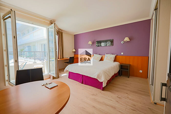 Issy-les-Moulineaux, Centre-ville, Corentin Celton, Les Varennes - Appartement 1 pièce à louer