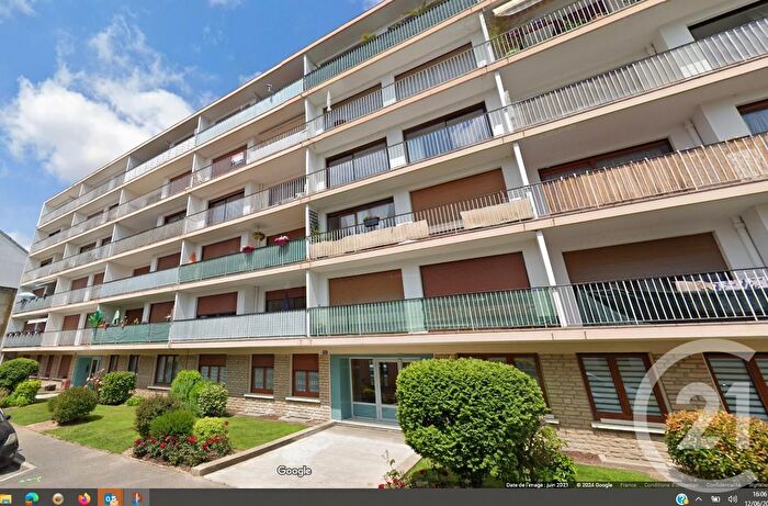 Appartement à vendre - Châlons-en-Champagne, Nord - 5 pièces - 3 chambres