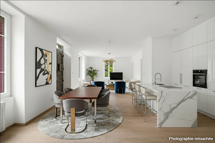 Appartement à vendre - Charbonnières-les-Bains - 4 pièces - 3 chambres