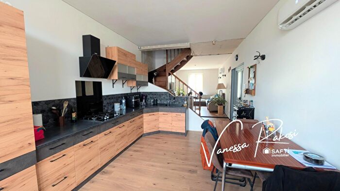 Maison 4 pièces à Matha, à vendre