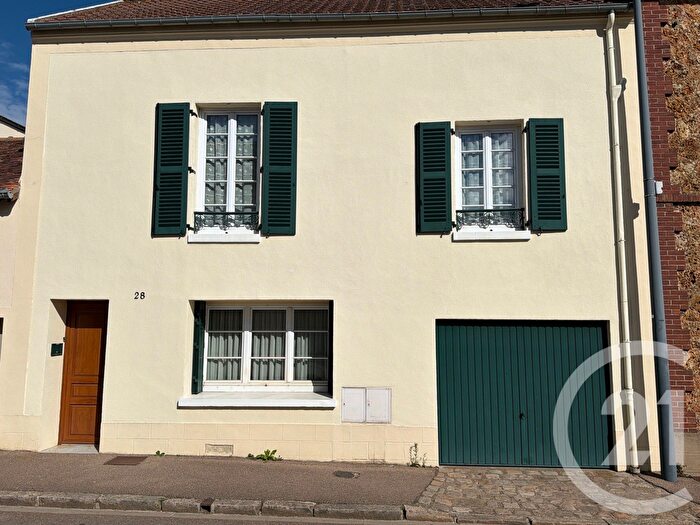 Maison 4 pièces à Ecquevilly, à vendre