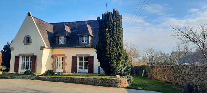 Maison à vendre - Tréméven - 6 pièces - 4 chambres