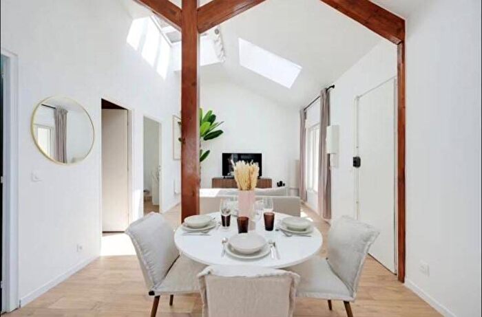 Maison à louer - Nord, Malakoff - 3 pièces - 2 chambres