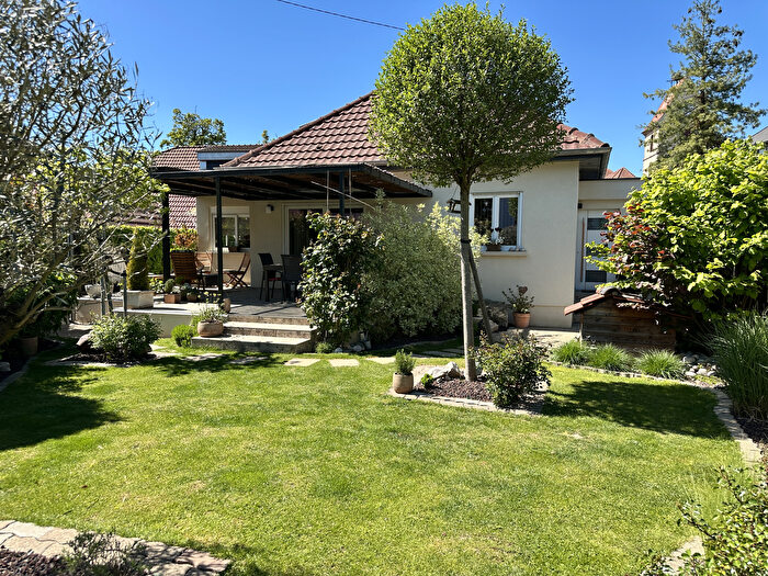 Maison 5 pièces à Brunstatt, à vendre