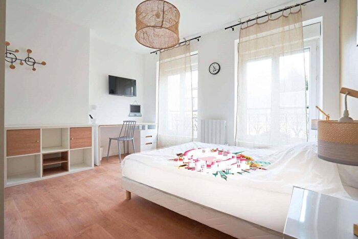 Appartement à louer - Centre Ville, Reims - 1 pièce