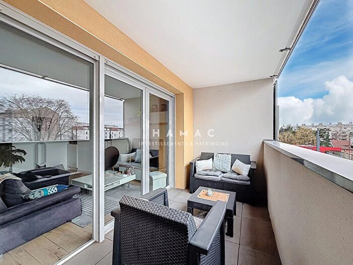 Appartement à vendre - Caluire-et-Cuire, Margnolles, Rhône - 3 pièces - 2 chambres