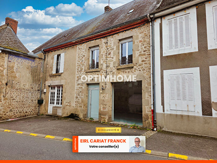 Maison à vendre - Le Grand-Bourg - 6 pièces - 3 chambres