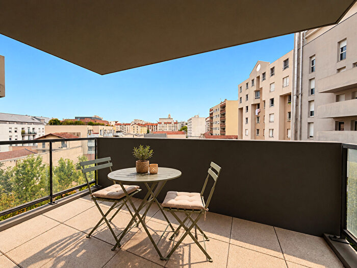 Appartement 3 pièces à vendre à Villeurbanne, République, Tolstoi