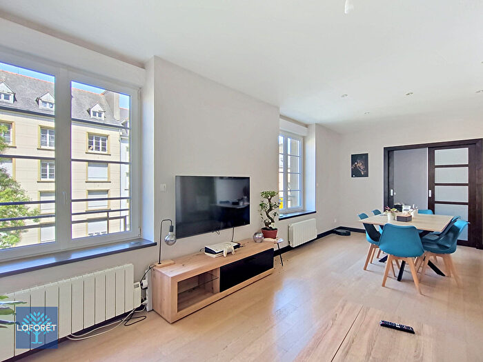 Appartement 3 pièces à Fougères, Centre-ville, Urbanistes, à vendre
