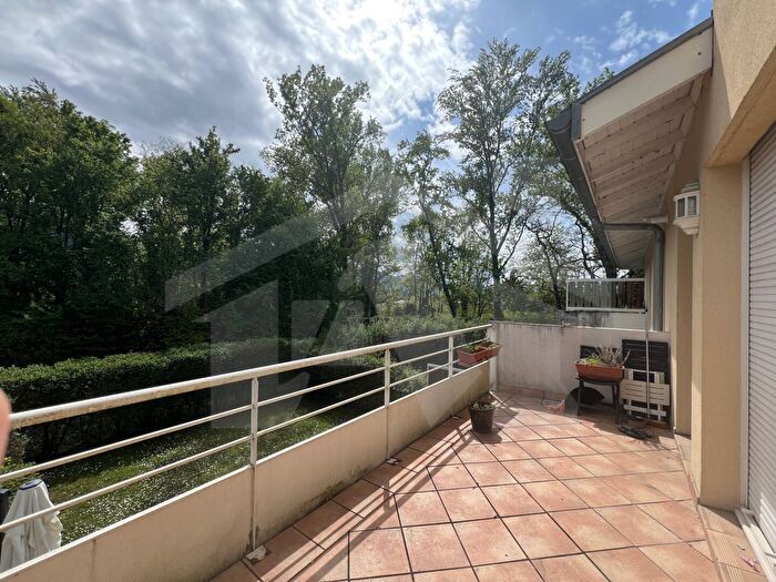 Appartement à louer - Saint-Nazaire-les-Eymes - 2 pièces - 1 chambre