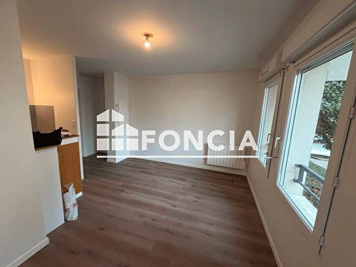 Appartement à louer - Est, Mainvilliers - 1 pièce