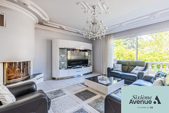 Maison à vendre - Villemoisson-sur-Orge - 7 pièces - 5 chambres