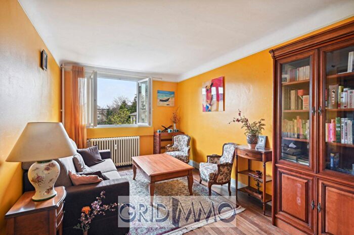 Plateau-Grèves-Europe-Gare du Stade-Fossés Jean, Colombes - Appartement 2 pièces à louer