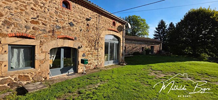 Maison à vendre - Condat-lès-Montboissier - 11 pièces - 6 chambres