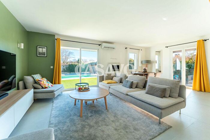 Maison à vendre - Aix-en-Provence, Puyricard, Célony - 5 pièces - 4 chambres