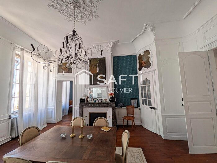 Appartement 4 pièces à Toul, Centre-ville, à vendre