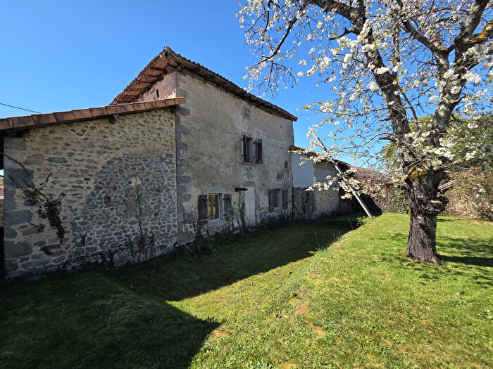 Maison 4 pièces à Oradour-sur-Glane, à vendre