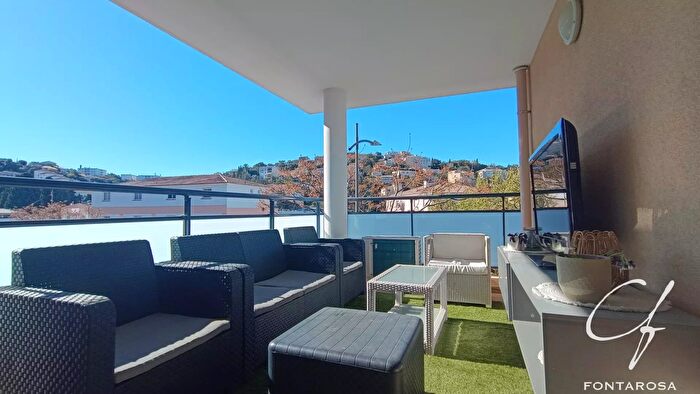 Appartement à vendre - Saint-Raphaël, Les Arênes - 2 pièces - 1 chambre