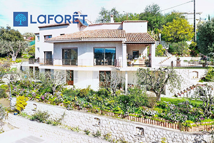 Cagnes-sur-Mer, Le Vallon des Vaux, La Campanette, Montaleigne : Maison 10 pièces à vendre