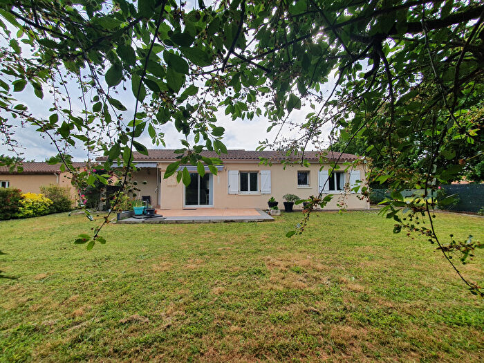 Maison 5 pièces à vendre - Neuville-de-Poitou