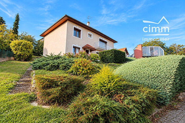 Maison 7 pièces à vendre à Bressieux