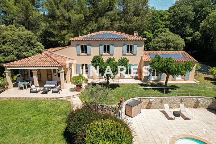 Aix-en-Provence : Maison 11 pièces à vendre