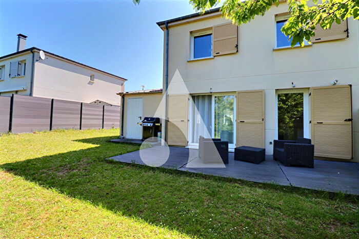 Maison à vendre - Méry-sur-Oise - 5 pièces - 3 chambres