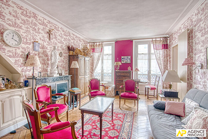 Appartement 3 pièces à Versailles, Notre Dame, à vendre