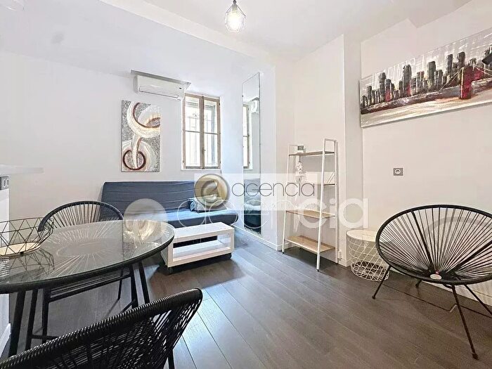 Appartement à vendre - Cannes, Centre-ville - 1 pièce